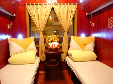 King Express Train - Best Hanoi to Sapa Train